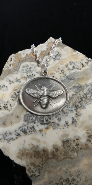 Bee Necklace - Sheldon Pewter